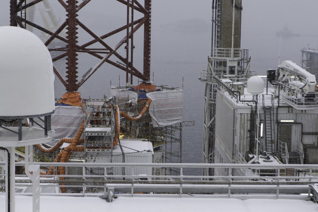 Bespoke welding habitat solutions in harsh weather conditions - StS Habitat